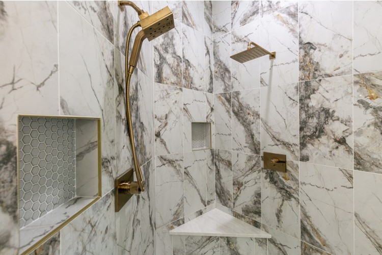 Different Types of Shower Surrounds | Bath Tune-Up