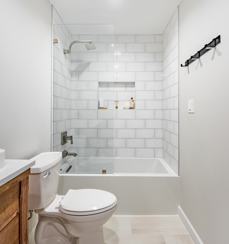 Tips to Maximize Your Bathroom Space | Bath Tune-Up